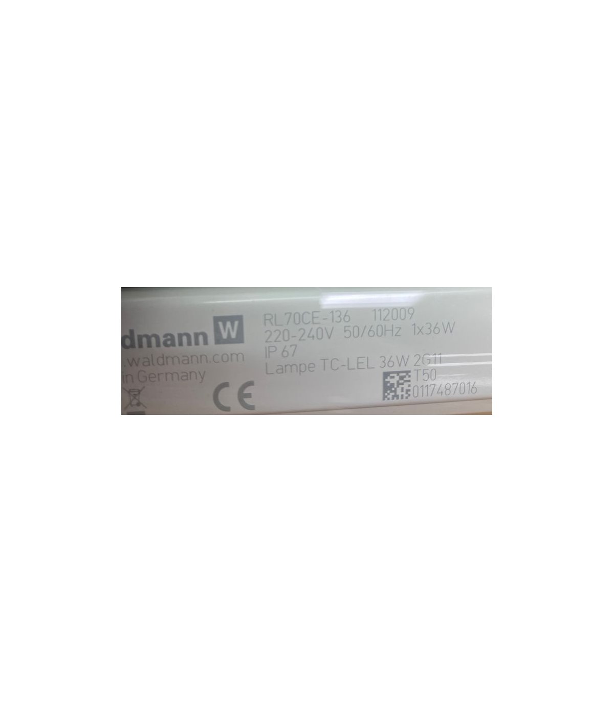 Luminaire néon WALDMANN RL70CE-136 longueur 827 mm